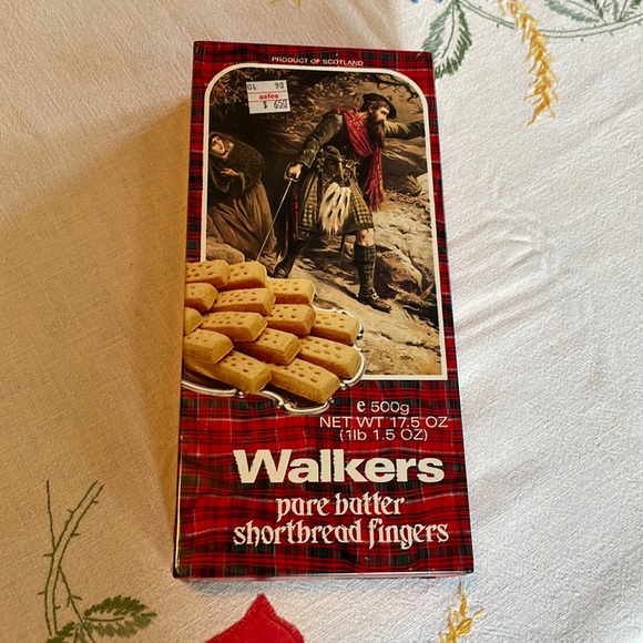 Accents | Walkers Pure Butter Shortbread Fingers Empty Tin After ...